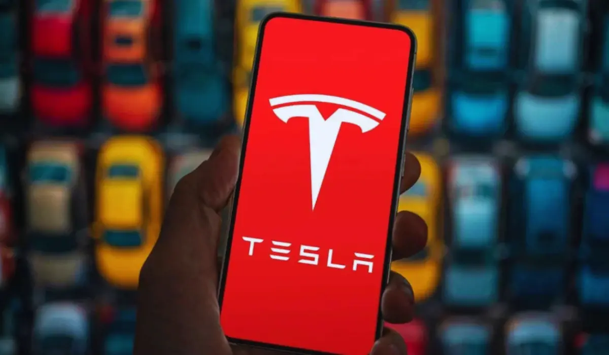 Tesla Aktie 2026: Kurs bei 363 Euro – Starkes Comeback oder nur ...